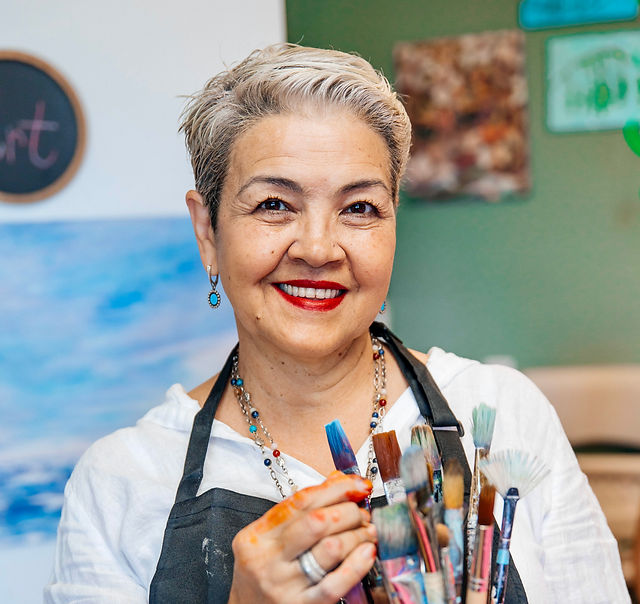 Olga Guy's Instagram, Twitter & Facebook on IDCrawl