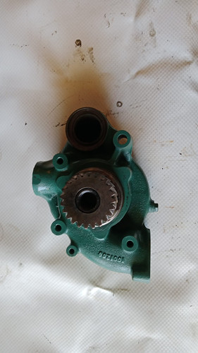 WATER PUMP VOLVO PENTA D7 ENGINE | Farran Marine Trade