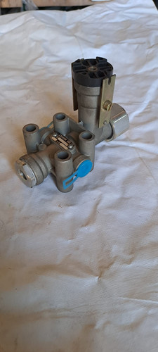 LEVEL CONTROL VALVE KNORR- BREMSE | Farran Marine Trade