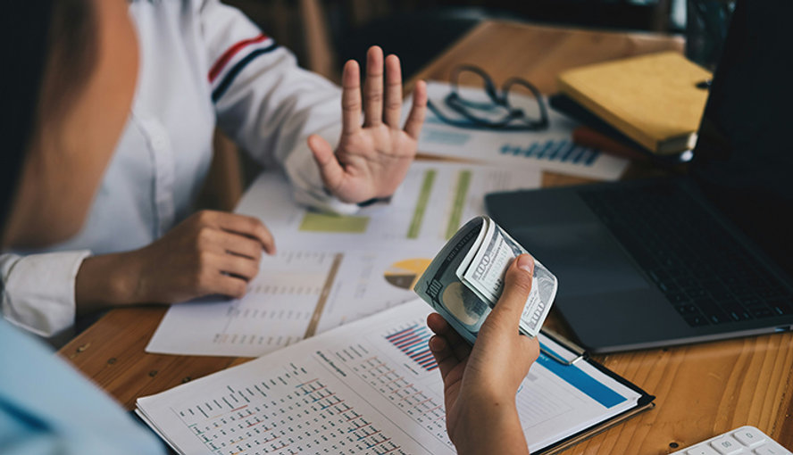 A Guide to Recognizing, Preventing and Reporting Financial Scams