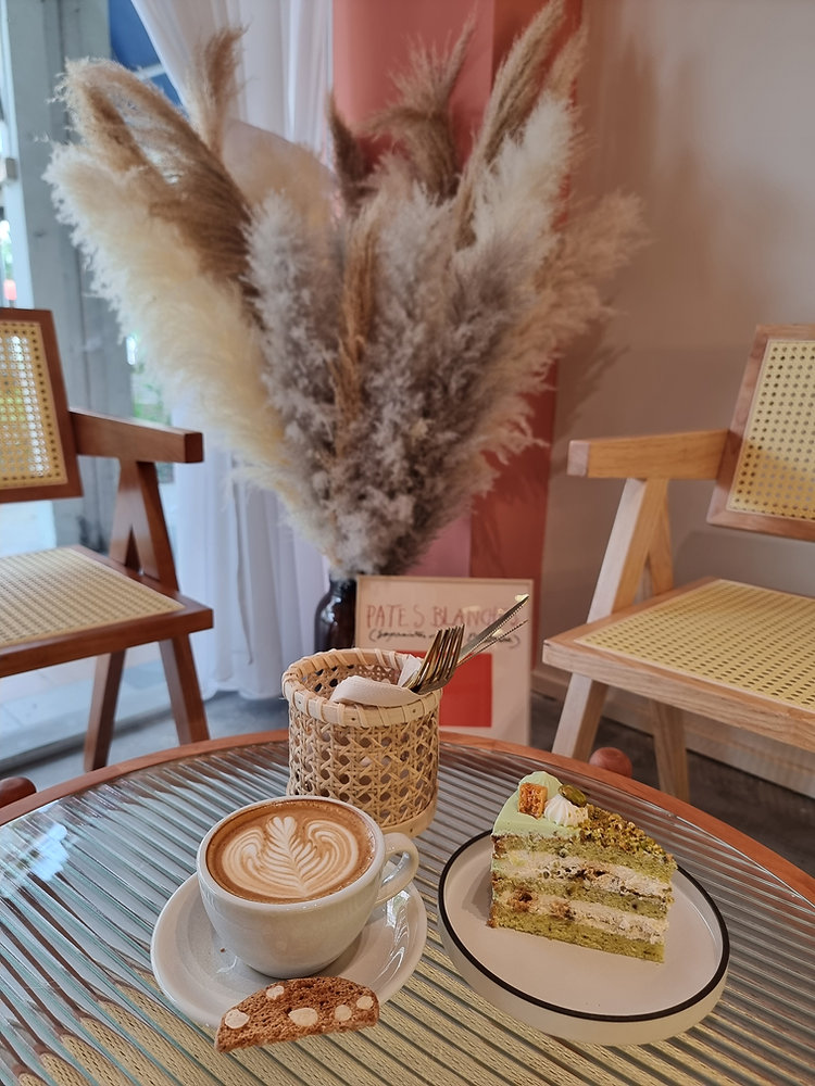 [New] Peach-themed café in Potong Pasir☕