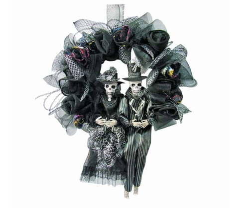 DOD Wreath w/Skeletons & Gauze 60cm | Decor Hire by BV