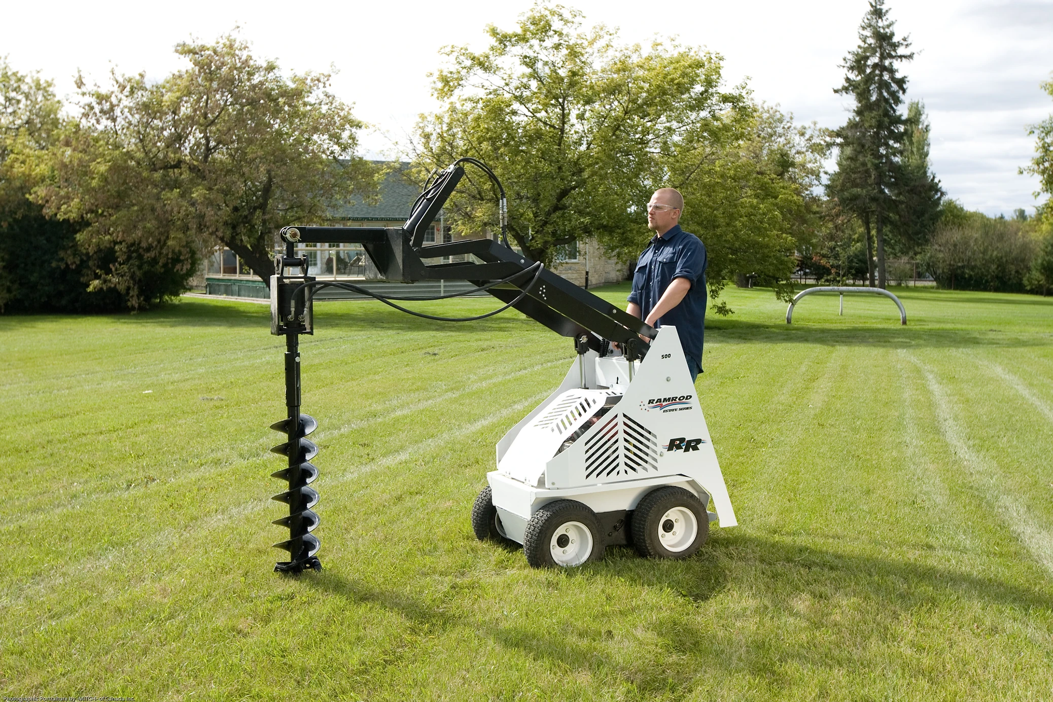 Ramrod Taskmaster | Roadrunner Tractors