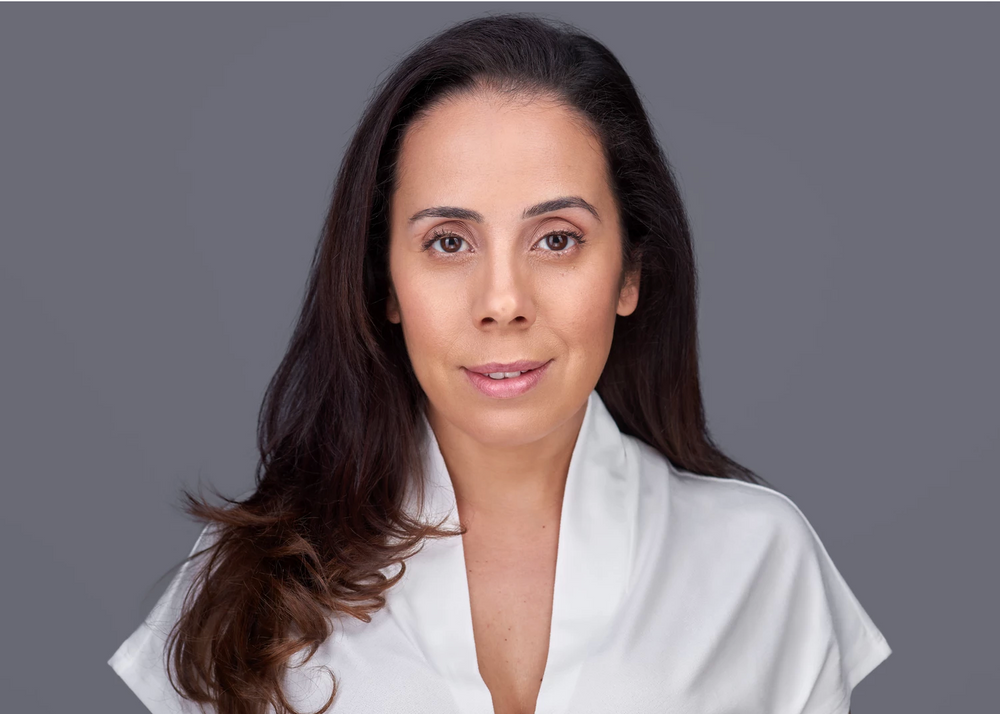 Portugal's Multi Faceted Singer Lara Martins To Release First Solo Album