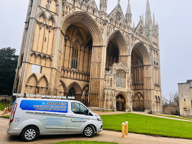 Home | James Window Cleaning & Gutter Vac ltd