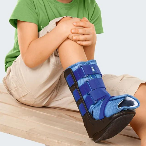 Walker boot Kidz | medi | K Health Therapy