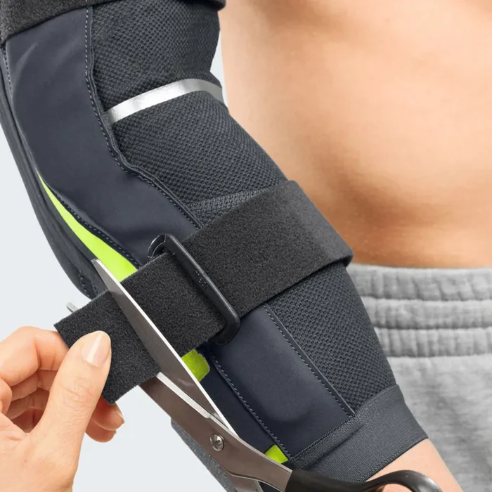 Elbow Orthosis Extension and/or Flexion Restriction | medi Epico active ...
