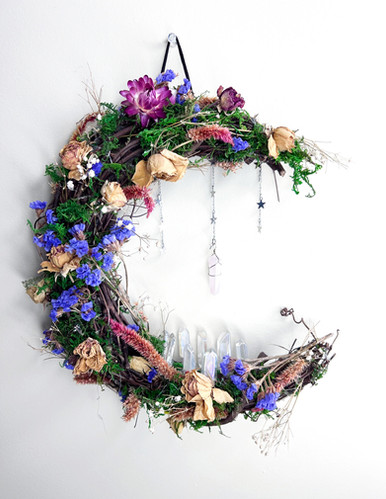 Moon Beam Wreath | Astra Gems