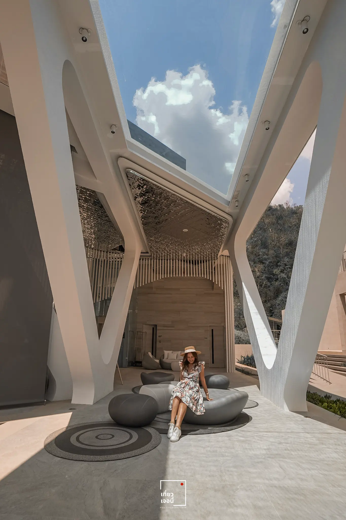 รีวิว MYS Khaoyai โรงแรมเปิดใหม่ล่าสุด ใจกลางเขาใหญ่ พร้อมสระว่ายน้ำลอยฟ้าอะคริลิคใสใหญ่ที่สุดในไทย