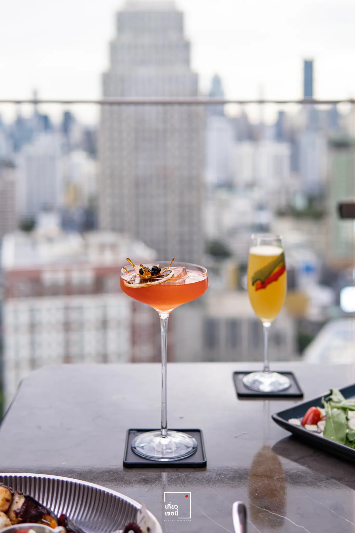 รีวิว Carlton Hotel Bangkok Sukhumvit โรงแรมระดับ 5 ดาว เชนดังจาก ...