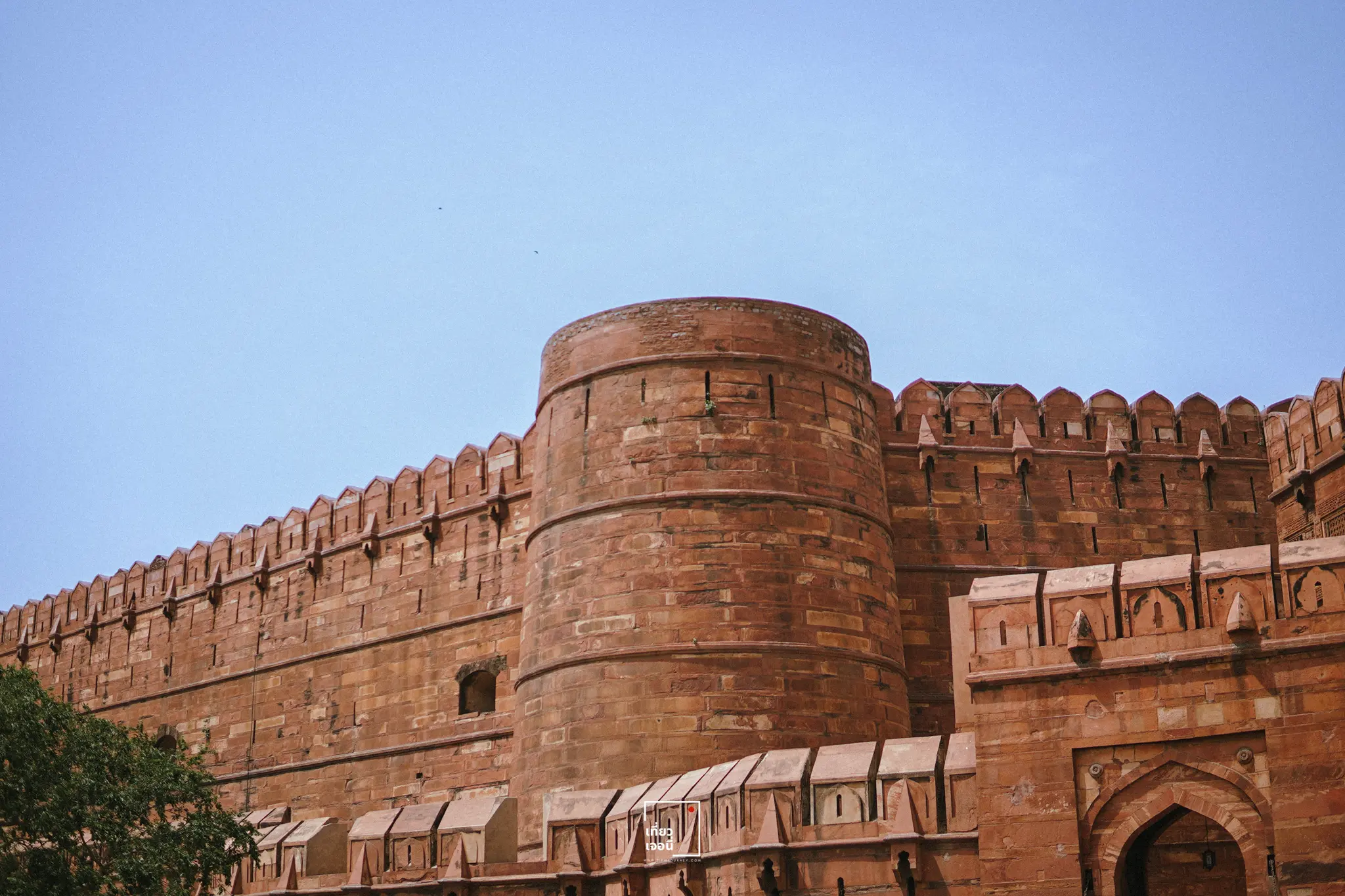 Agra Fort ป้อมอัครา ป้อมปราการและพระราชวังที่มีประวัติศาสตร์ยาวนาน