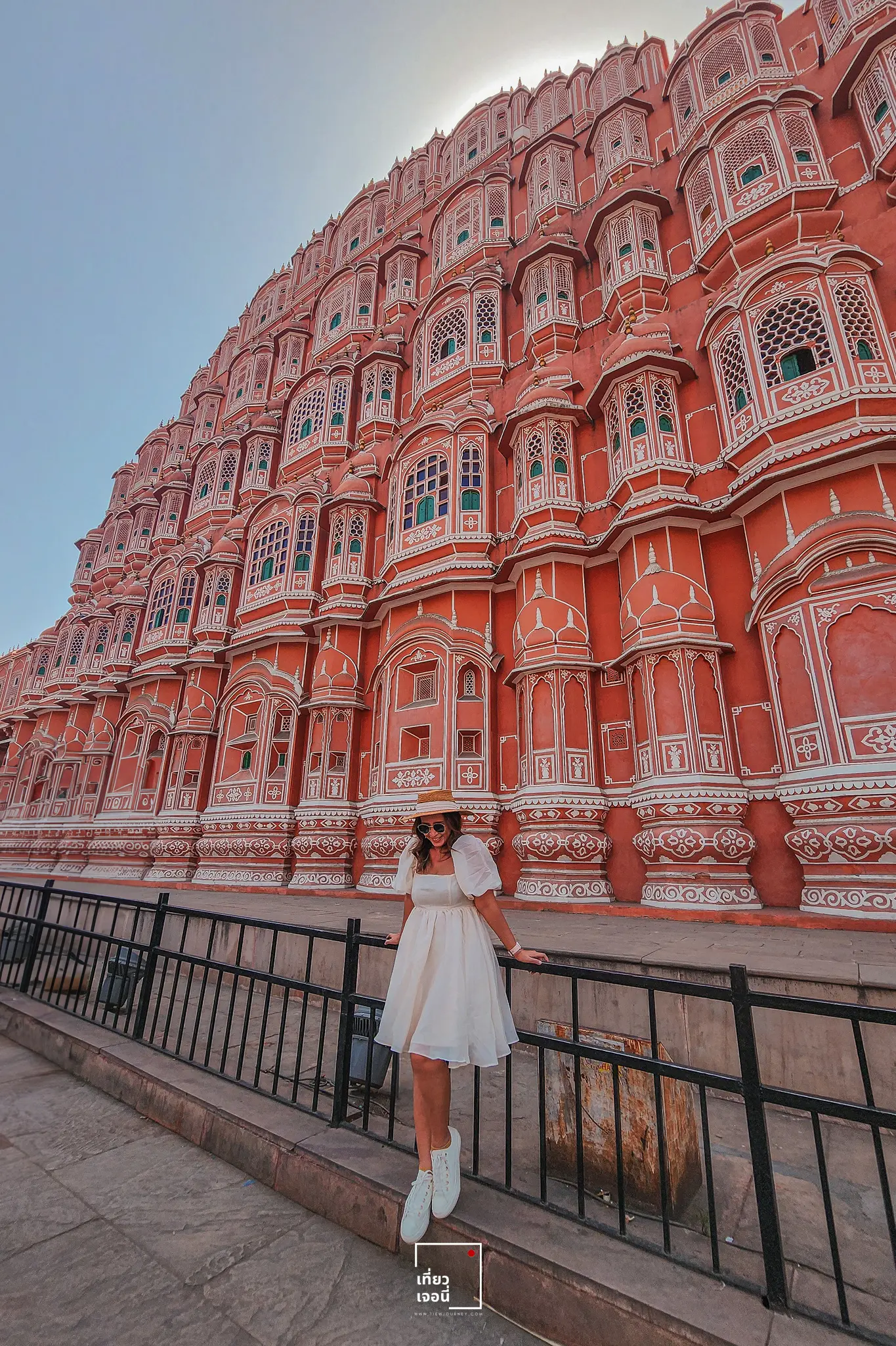 Hawa Mahal พระราชวังสายลม แห่งเมืองชัยปุระ