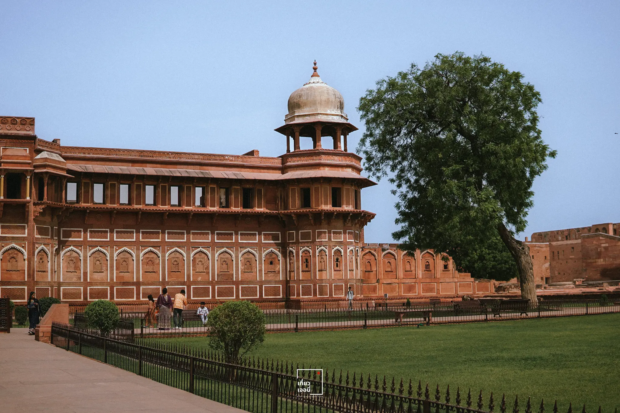 Agra Fort ป้อมอัครา ป้อมปราการและพระราชวังที่มีประวัติศาสตร์ยาวนาน