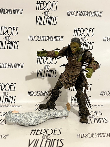 LORD OF THE RINGS GORBAG WITH WEBBED FRODO (TOY BIZ 2004) | Heroes and ...