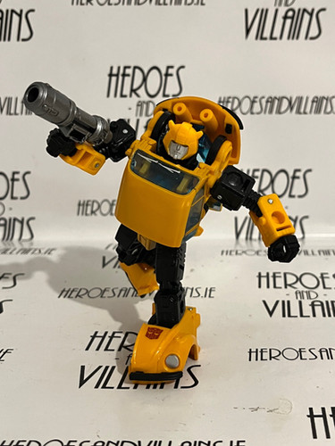 TRANSFORMERS WFC NETFLIX EDITION DELUXE AUTOBOT BUMBLEBEE (HASBRO 2021 ...