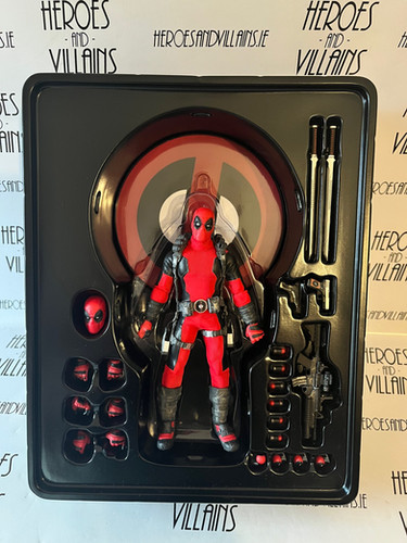 MARVEL ONE 12 COLLECTIVE DEADPOOL (MEZCO 2017) | Heroes and Villains