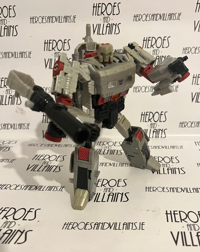 TRANSFORMERS TITANS RETURN VOYAGER DECEPTICON MEGATRON (HASBRO 2016 ...