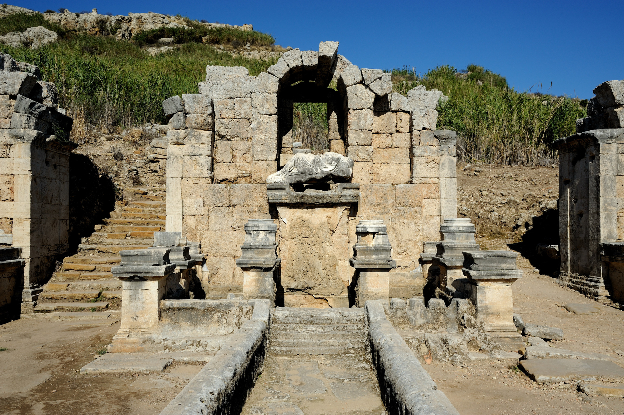 Perge Ancient City | ArticHaeology / Articles on History