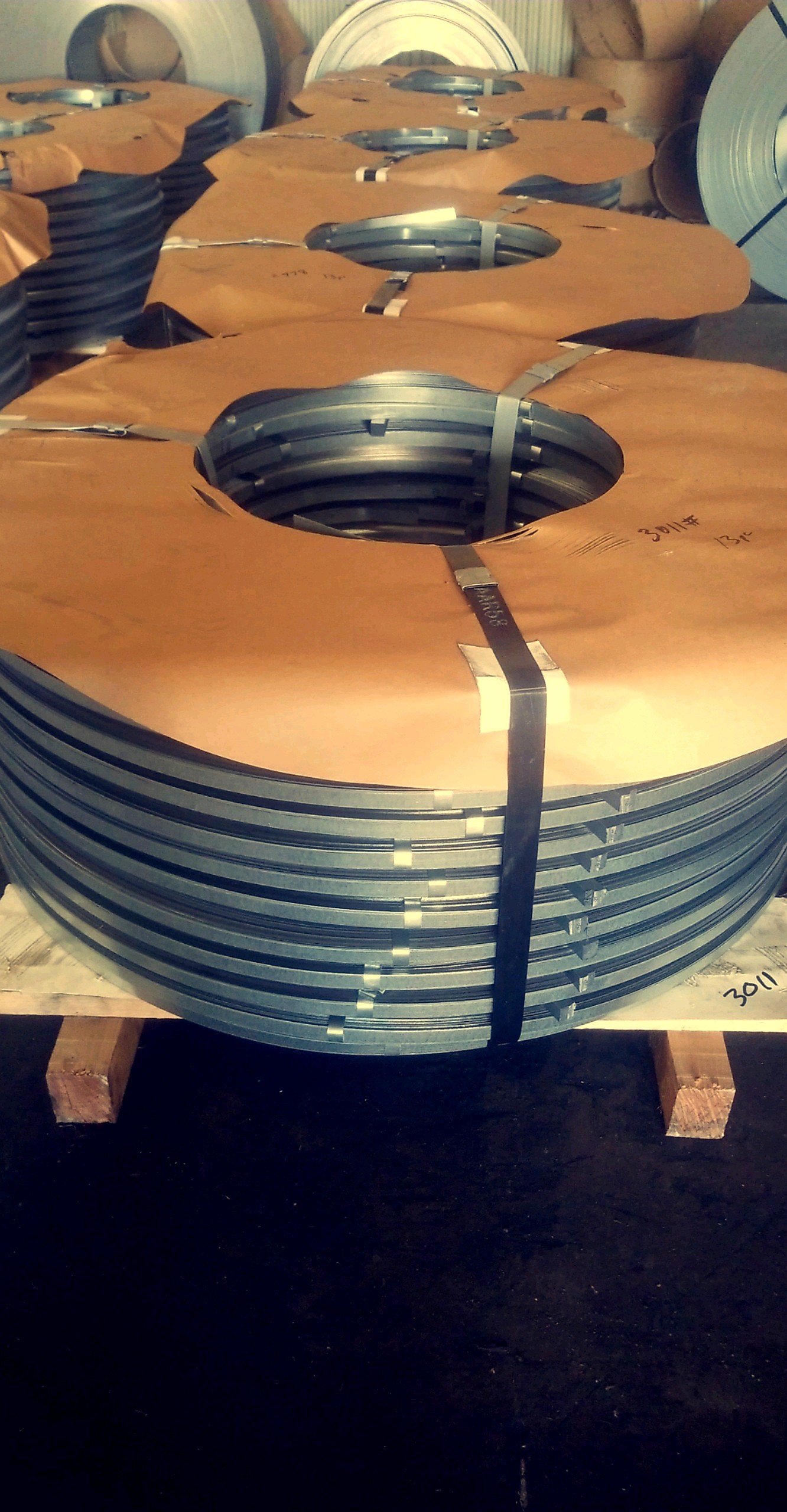 Steel Distributor | United States | Lakeside Metals Inc.