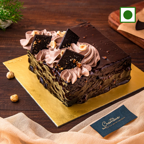 Chocolate Hazelnut Cake | Cremeux