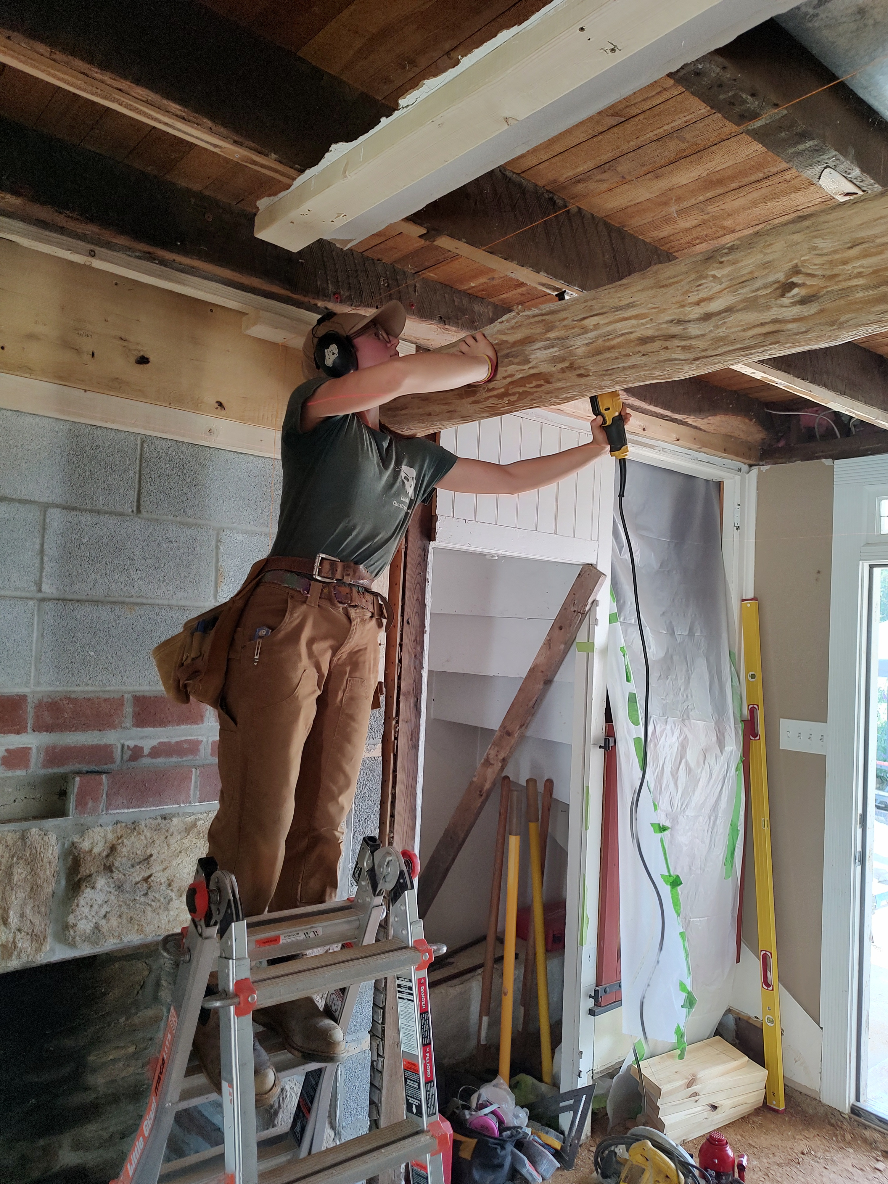 Sawdust Workshop | buildnaturally