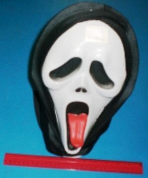 MD0098 SCREAM PLASTIC MASK | Caledon Wholesalers