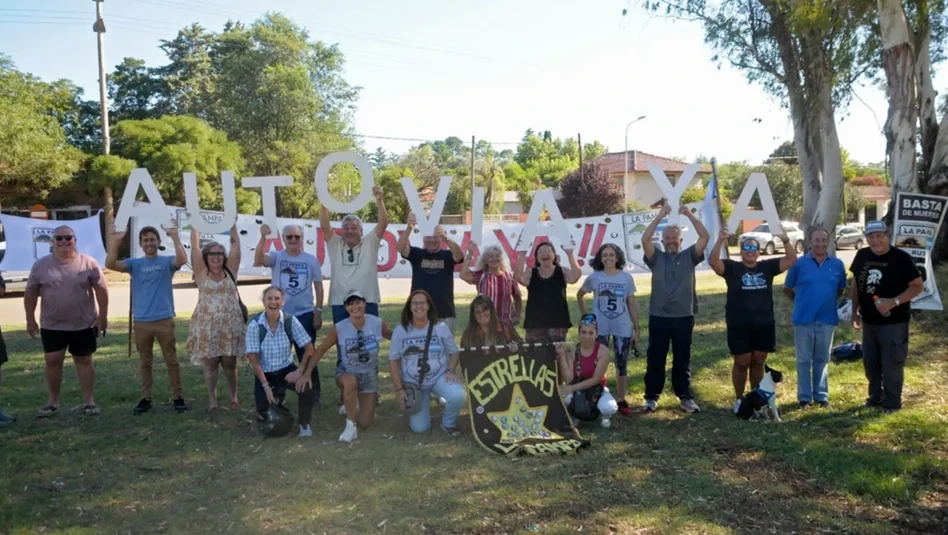 Convocatoria del mes de febrero por una autovia en la Ruta 5