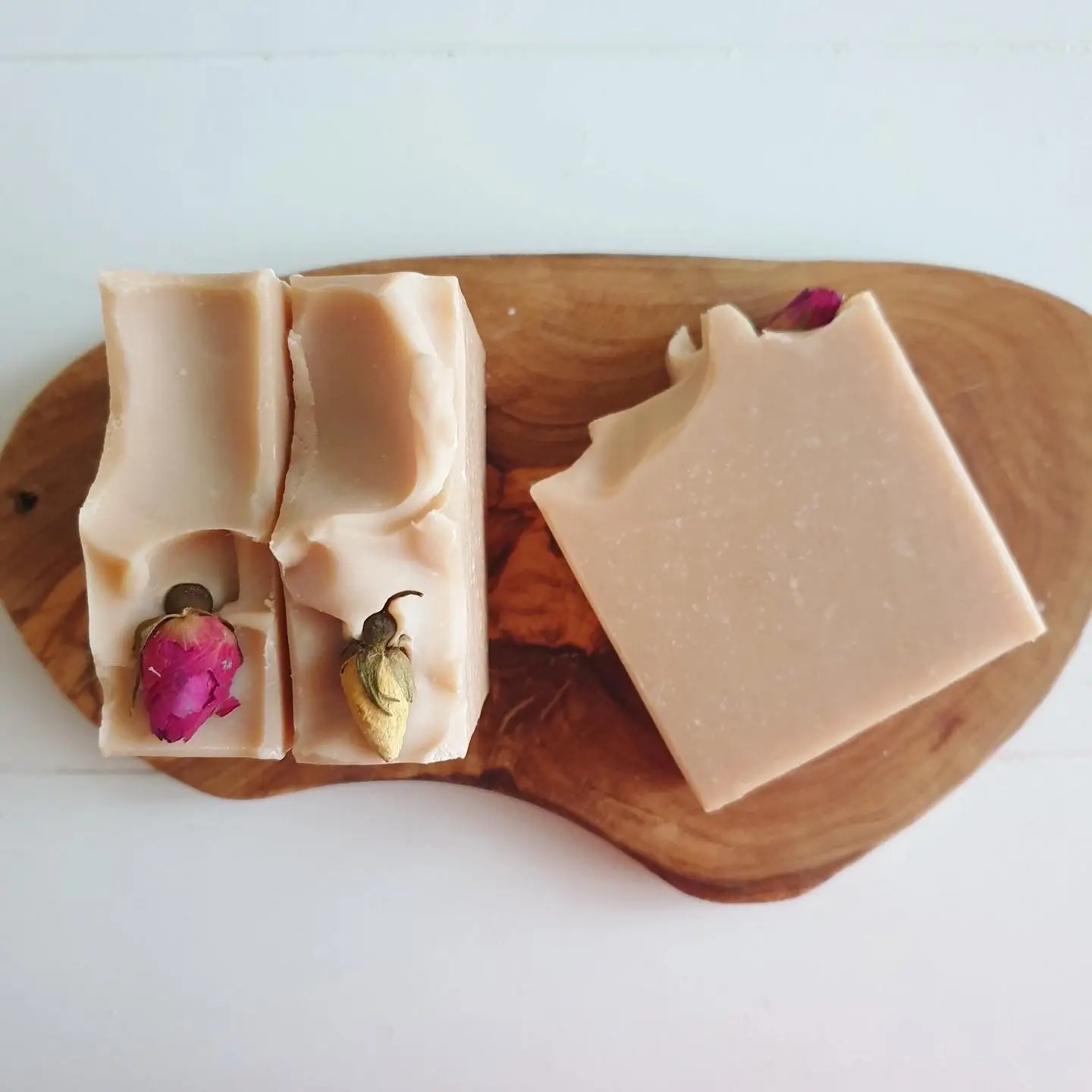 Geranium Handmade Botanical Soap with Rosehip Oil 120g | My Store
