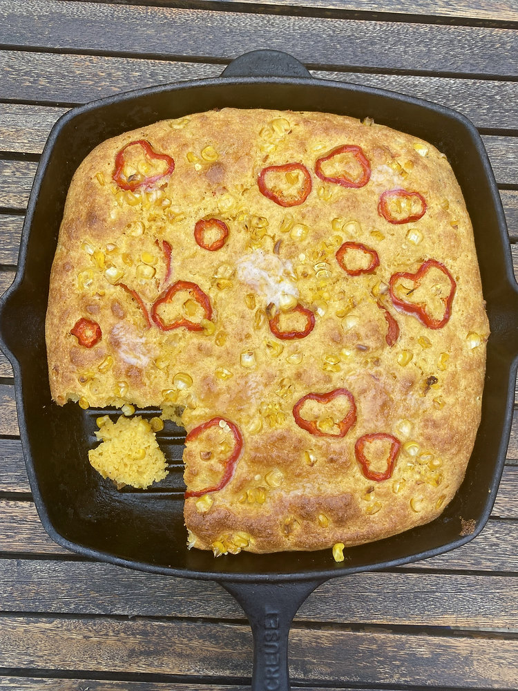 Red pepper cornbread