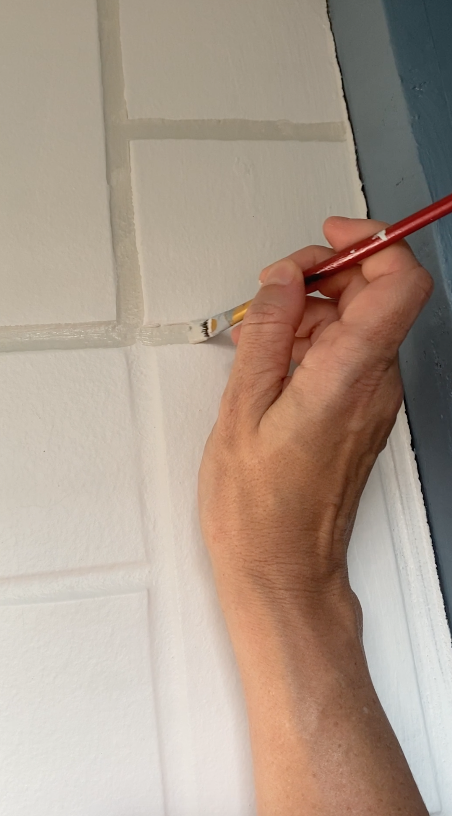 How to Paint Over Existing Tile Floors