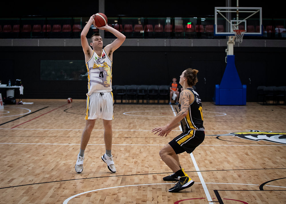 Dunstan back for Bulls 2021