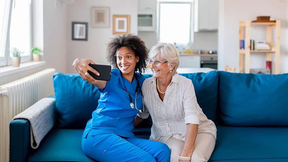 The Benefits of a Career in Caregiving