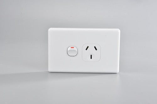 Classic 15A Single GPO White | LightTime