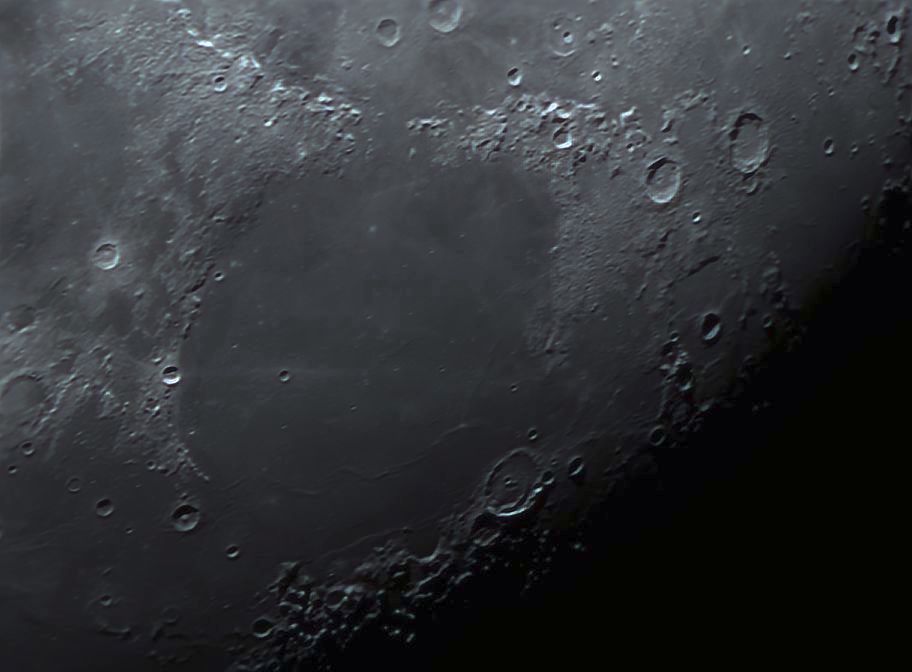 ZWO ASI585MC Review - The Best Planetary Camera for Lunar Astrophotography