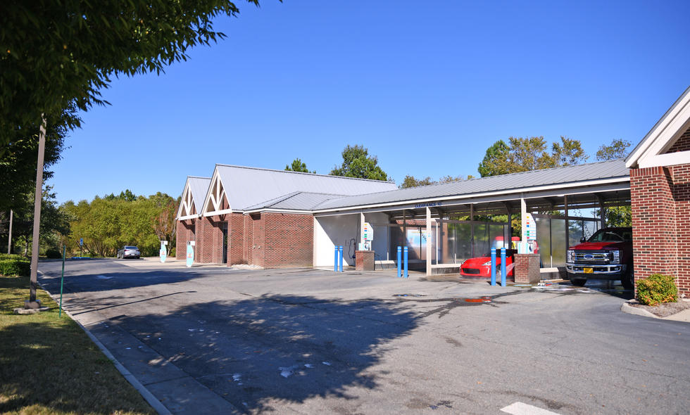 Buckets Car Wash Photo Gallery of Automatic Car Washes & Self-Serve ...
