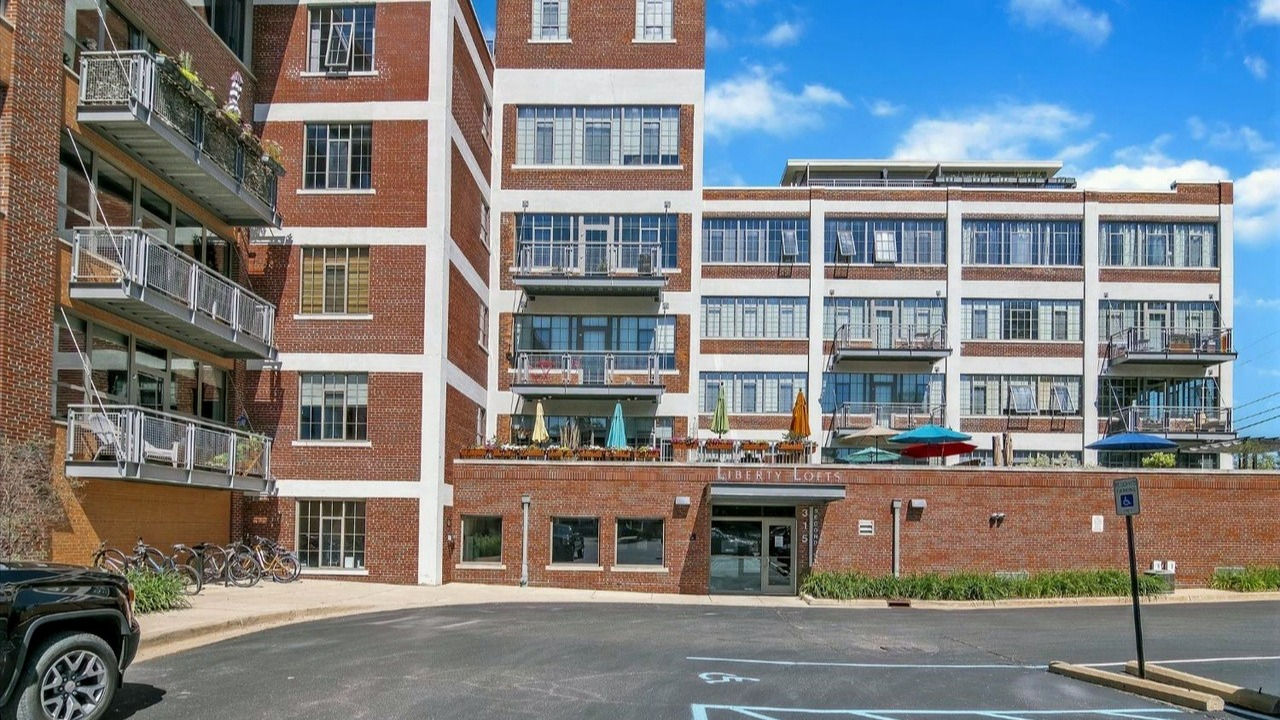 HOME | Liberty Lofts