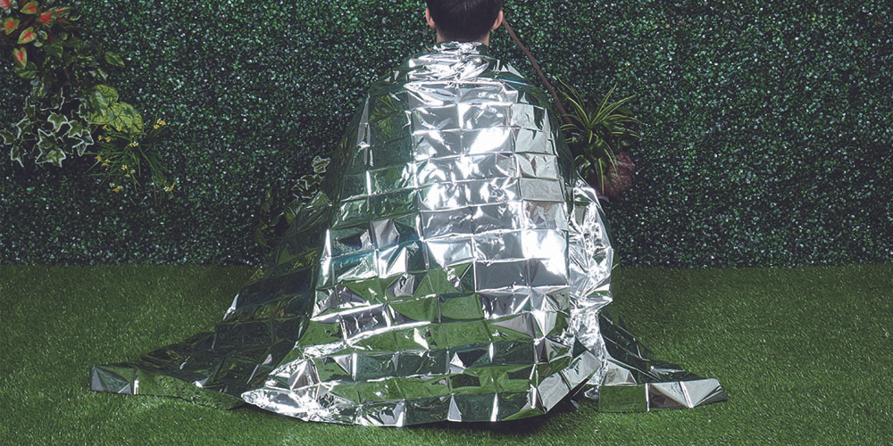 How space blankets work?