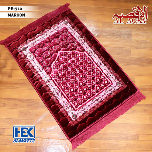 Al-Aqsa Quilted Prayer Mat | HBK Blankets Online
