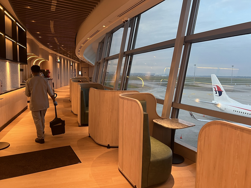 Refined Points: First Look | Flight Club KLIA Terminal 1 - Lounge or ...