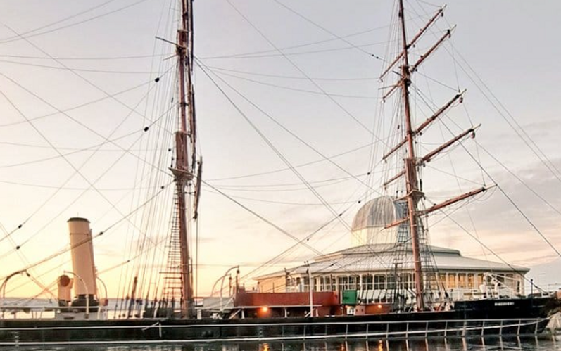 RRS Discovery's rudder will be lifted out as part of the ship's repair ...