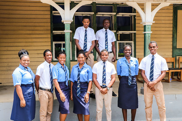Uniformes Escolares De Jamaica