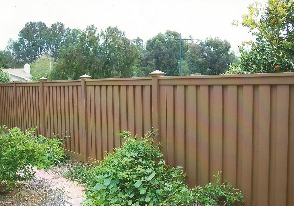 Scripps Poway Fence Builders | Trex Composite Fence Installations