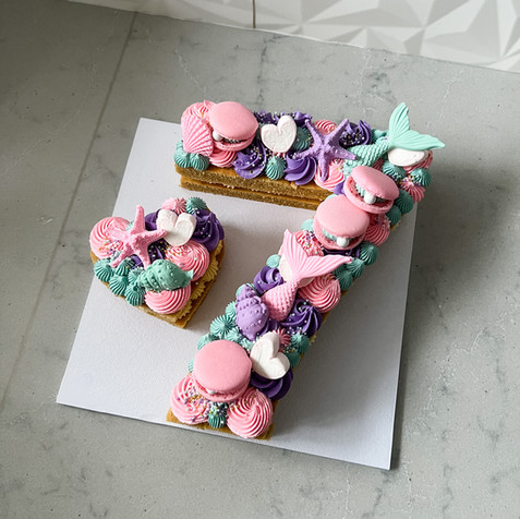 Digit & Letter Cakes | Wildflower Cakery