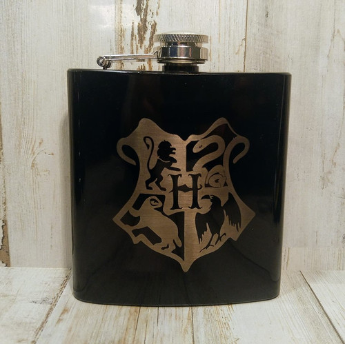 Hogwarts Crest Flask | paisleypoppy
