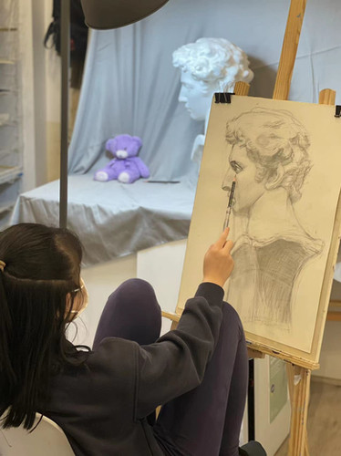 Sketching - 10 Classes (12 - 18 years old) | Welight Art Space