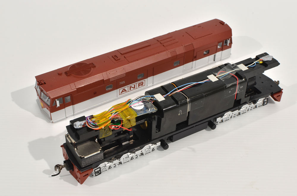 NSWGR 442, SAR 700 & PTCNSW 80 class by Austrains