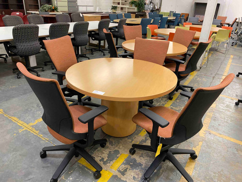 60" Round table/Drum Base | Desks Incorporated