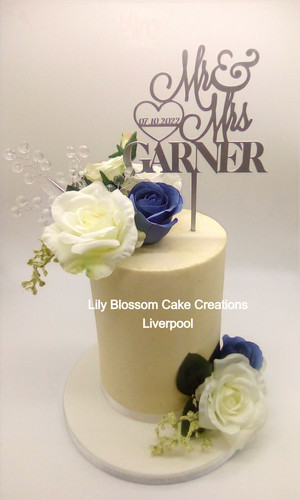 Floral Double Barrel Wedding Cake | mysite