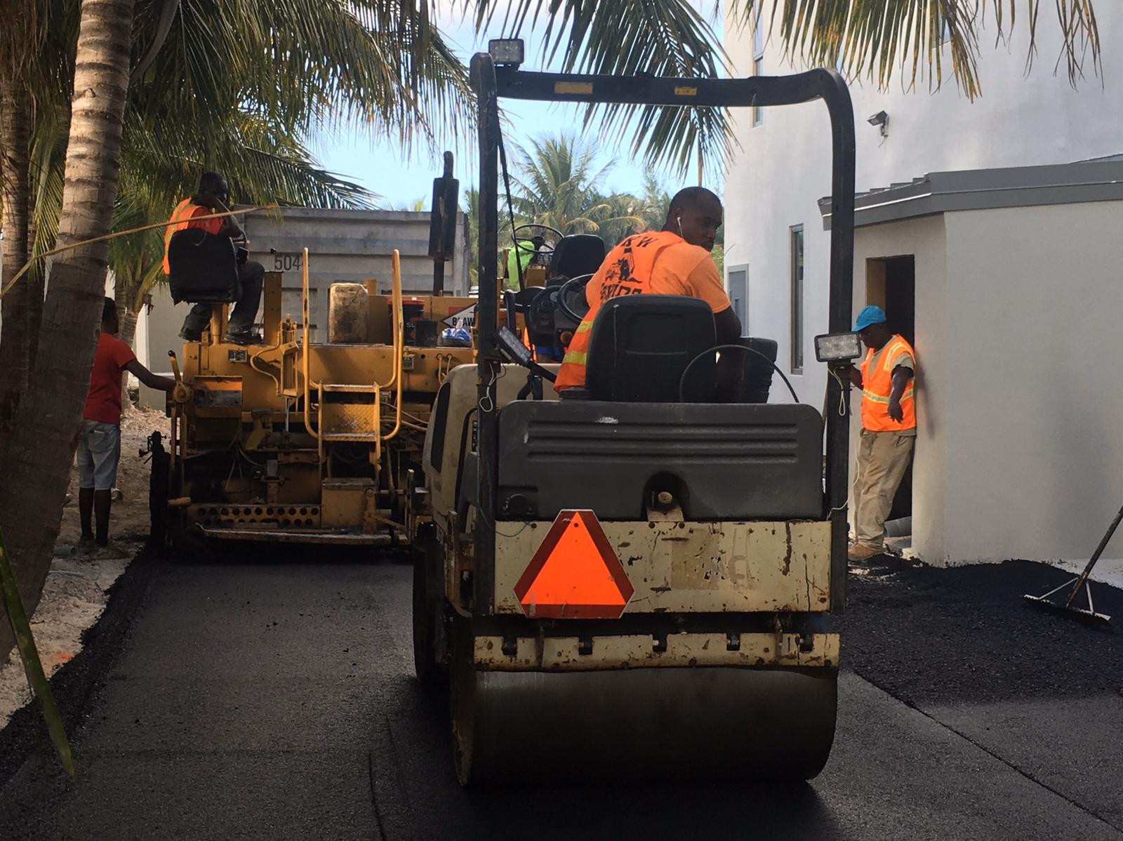 KW Paving Ltd. - Asphalt Paving & Heavy Euipment