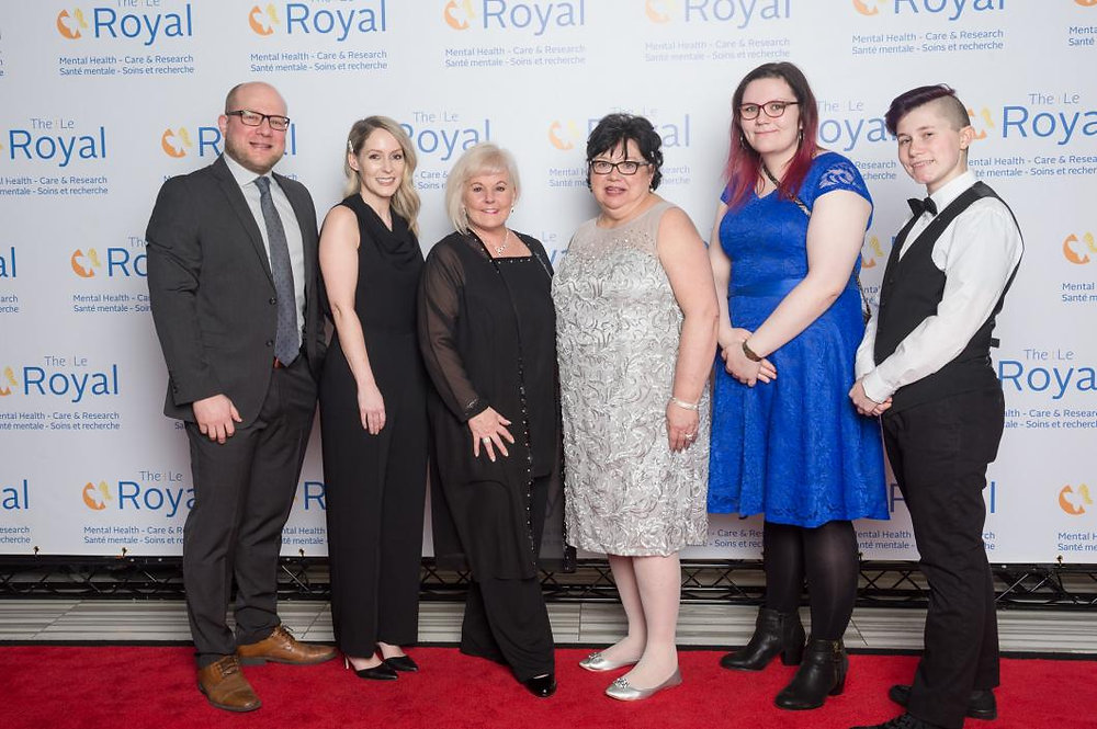 Dr. Robyn McQuaid receives the Royal Ottawa Foundation for Mental ...